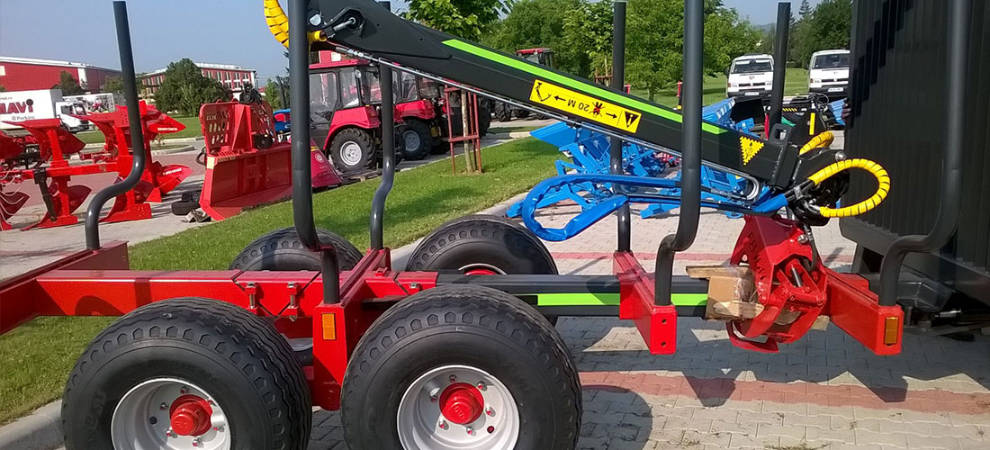 IRUM - Mezőgazdasági traktor tartozékok - Erdészeti pótkocsik